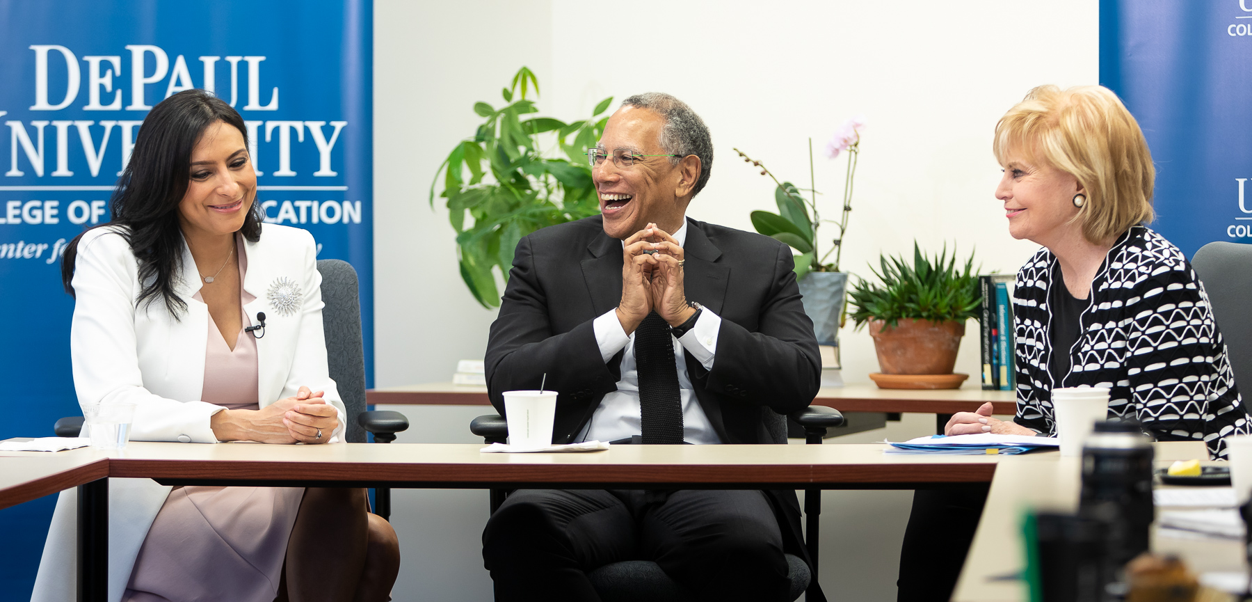 Dean Baquet and Lourdes Duarte visit journalism students | Multimedia ...