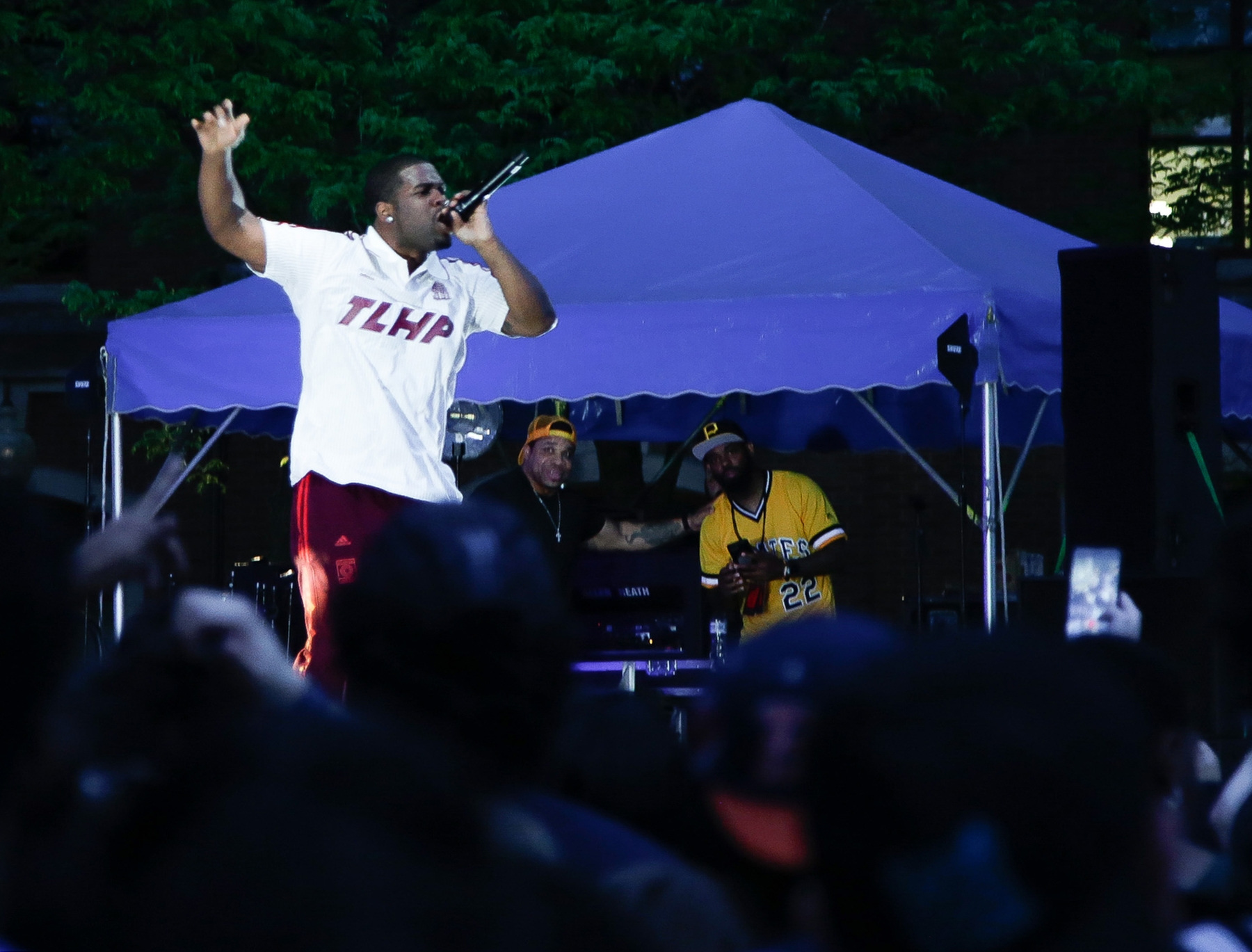 Students celebrate spring at FEST | Multimedia | DePaul University ...